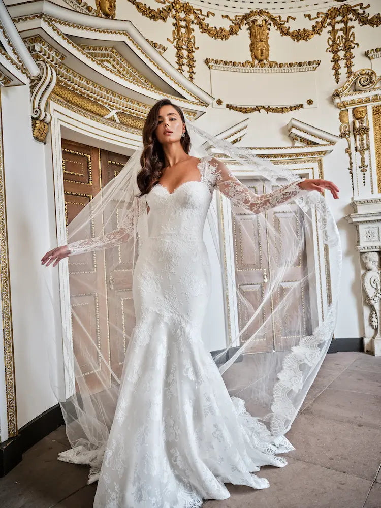 Suzanne Neville Wedding Dresses | Iconic British Bridalwear at Marrime